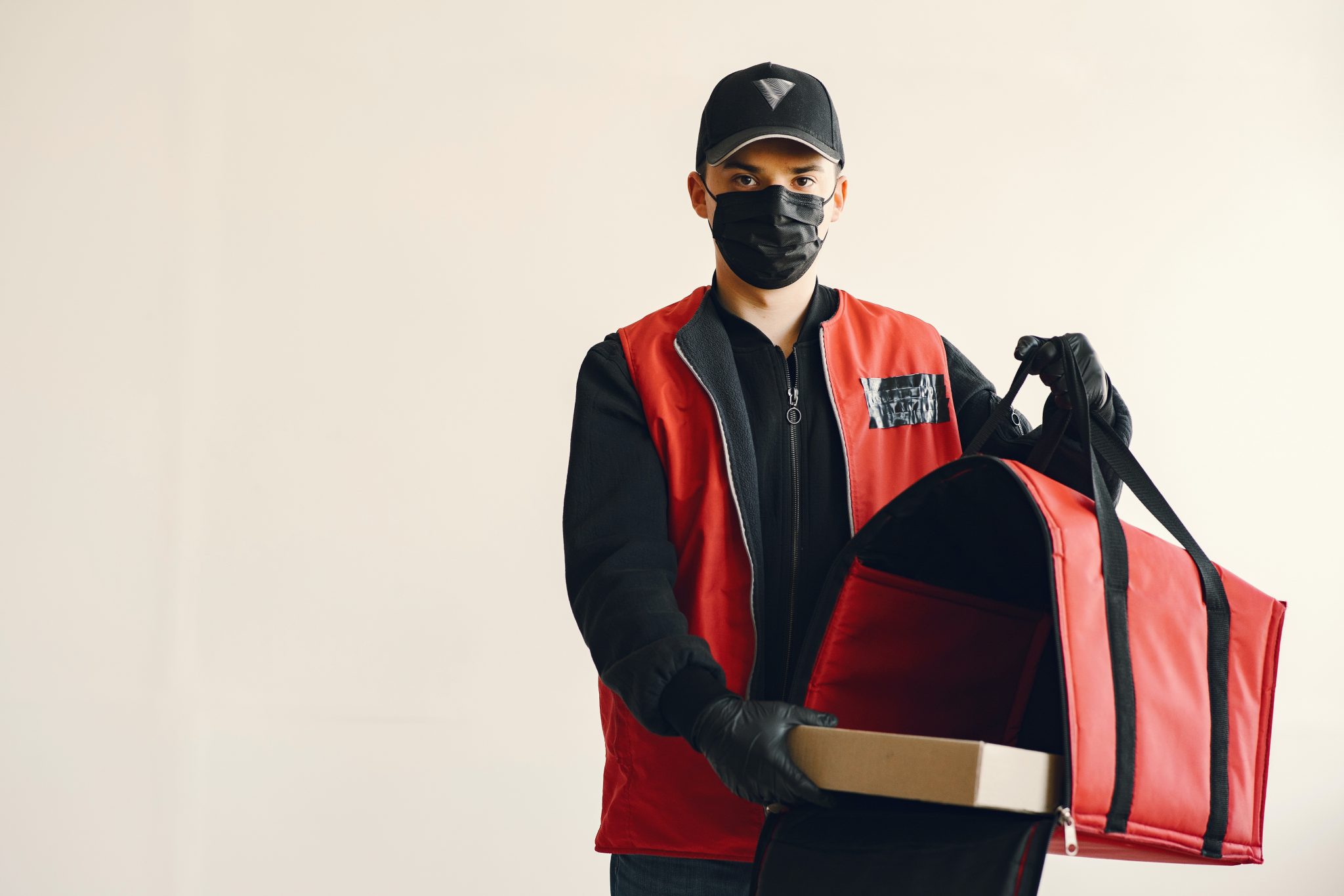 Streamtech | Fiber Internet | Enjoy No-Work Labor Day with Fast Internet