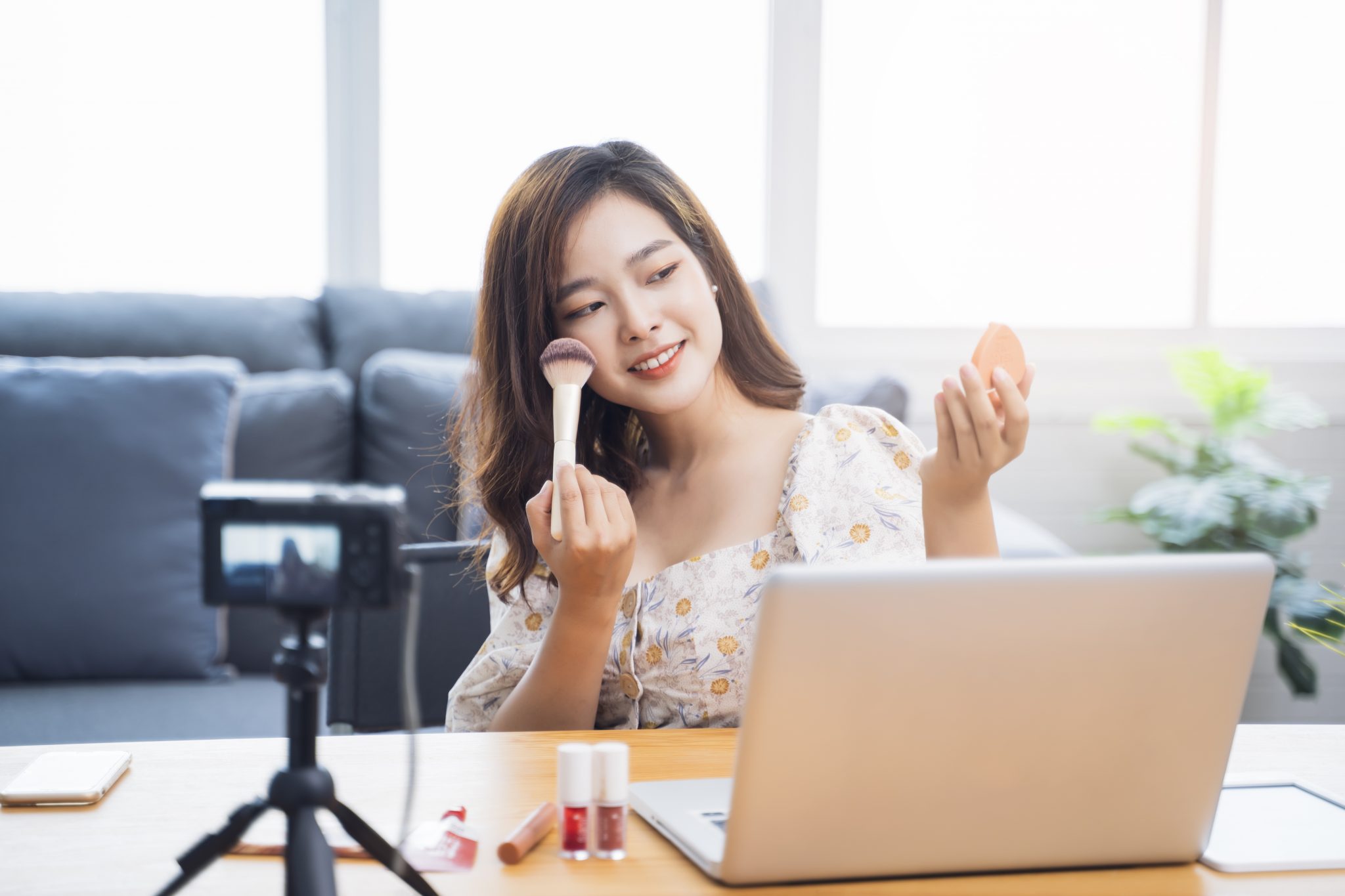 Be Successful in Vlogging and Streaming with these 10 Tips - Streamtech